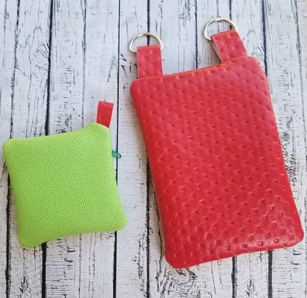 Christmas Holly Zip Bag - 4 Sizes – A-Z Blanks and Designs